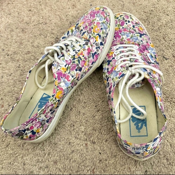 Vans | Shoes | Vans Authentic Original Classic Flower Floral Sneakers ...